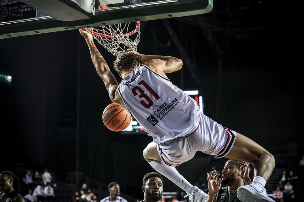 Sept franchises NBA pour voir Zaccharie Risacher et Tidjane Salaün