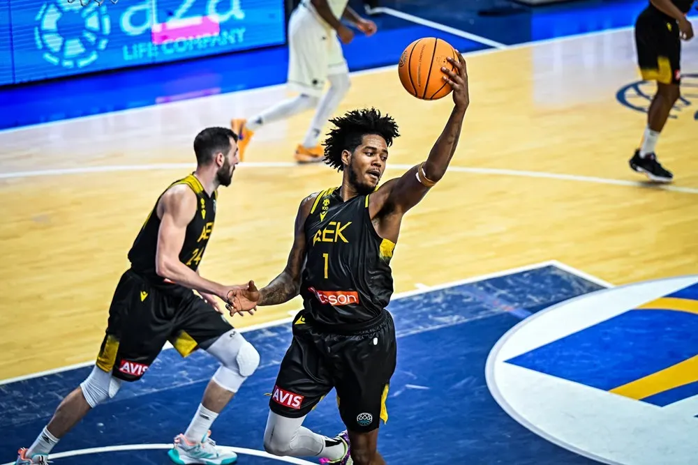 Justin Tillman nouvel intérieur de Nanterre