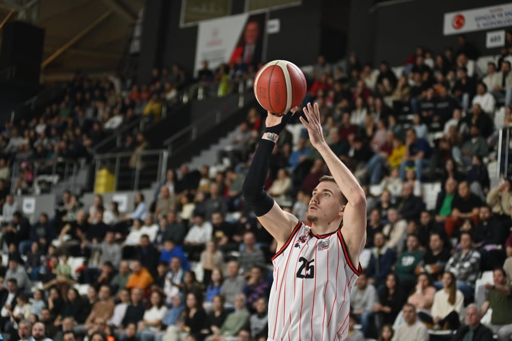 Français de l'étranger - Hugo Besson (Manisa) : « À l'étranger, j'ai ...