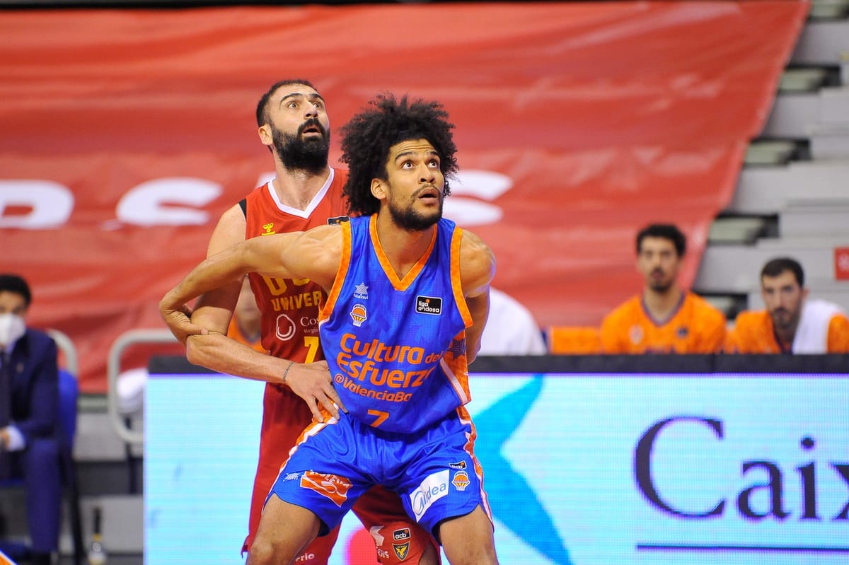 Les Français de l’étranger : Louis Labeyrie et Joffrey Lauvergne en ...