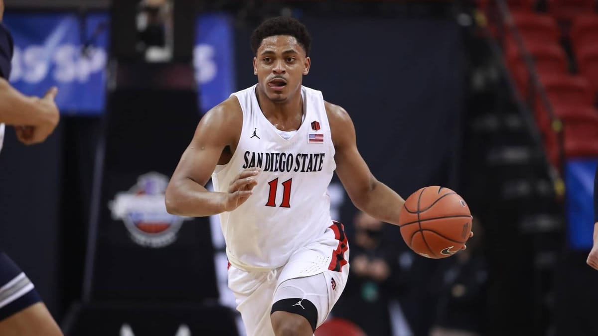 Sorti directement d’université, l’ailier Matt Mitchell arrive à ...