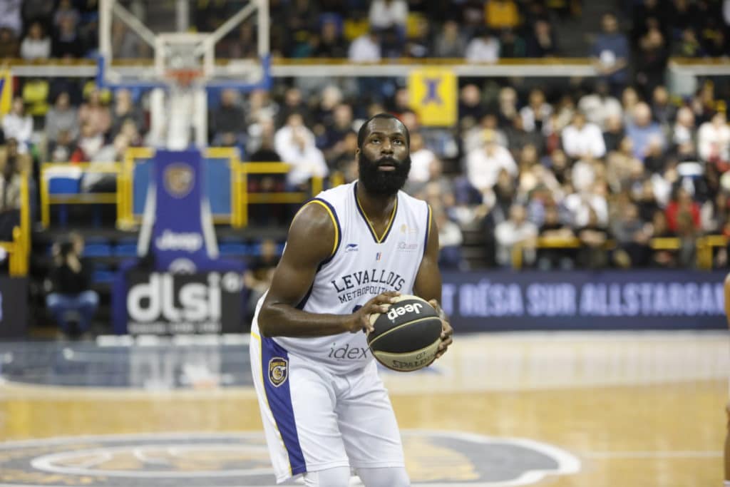 Julian Wright explique les raisons et les circonstances de son départ ...