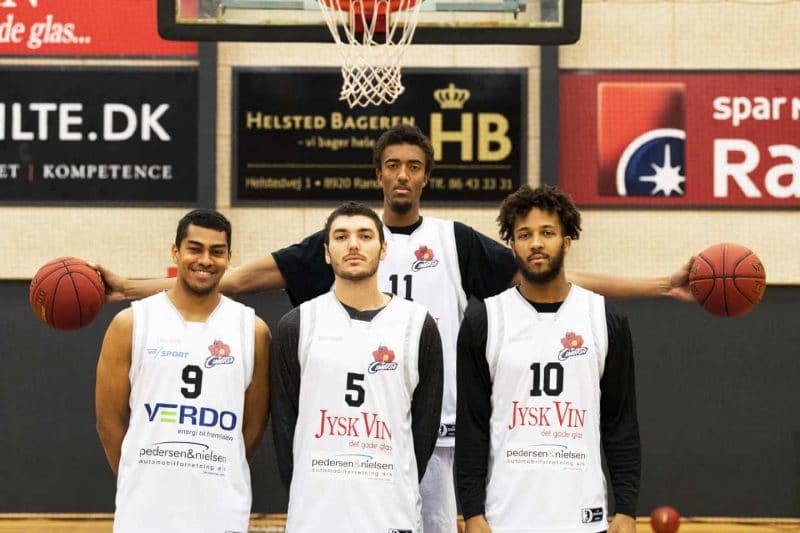 L’ancien espoir du basket français, Jonathan Jeanne est désormais au ...