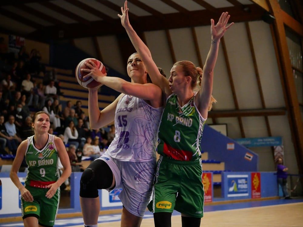 Eurocup féminine : Iliana Rupert (Bourges) et Ana Tadic (Tarbes), la ...
