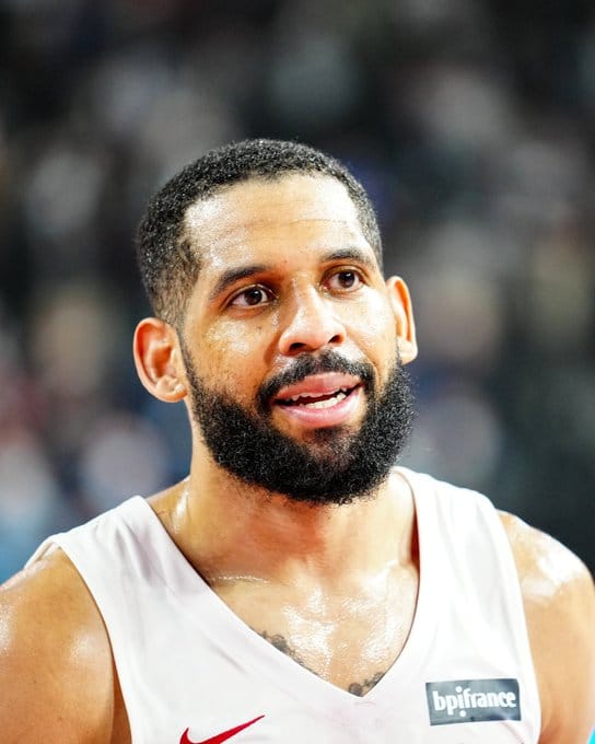 Vidéo : Le buzzer beater de CJ Harris (Bourg) contre Gran Canaria ...