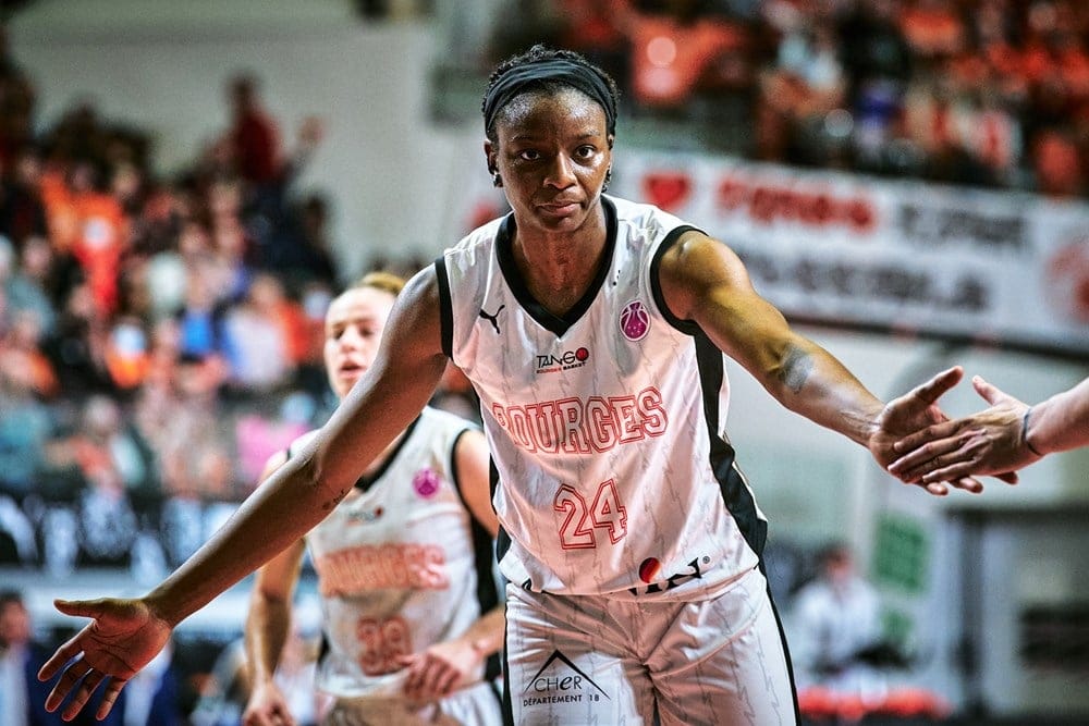 LFB : L’ancienne Américaine de Bourges, Keisha Hampton rejoint ...