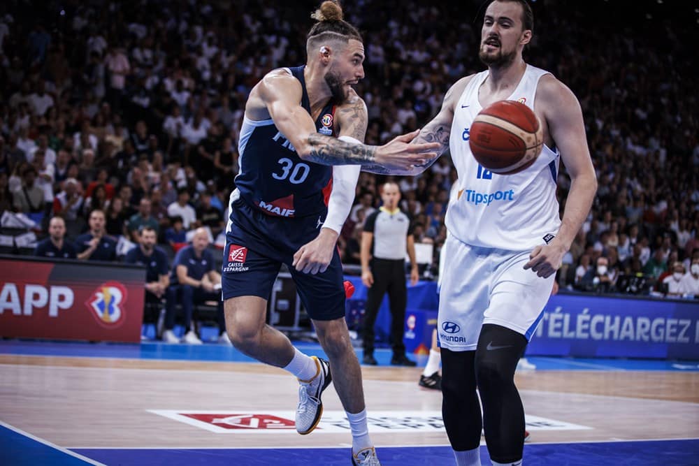 EuroBasket : Isaïa Cordinier quitte l’équipe de France ! – Basket Europe