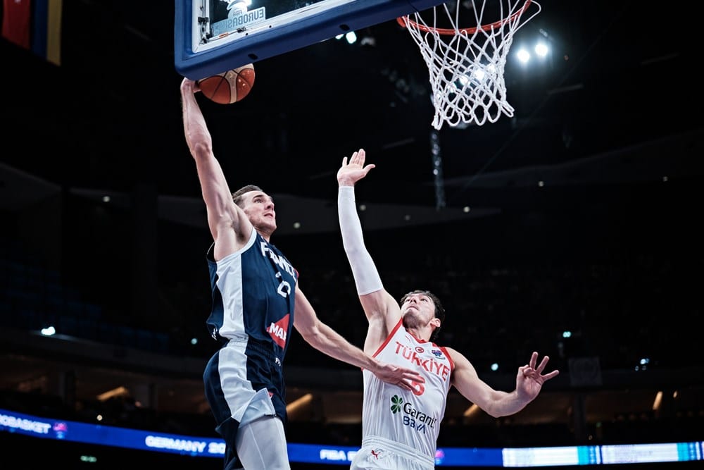Vidéo : Le retour au Mans du héros Terry Tarpey – Basket Europe