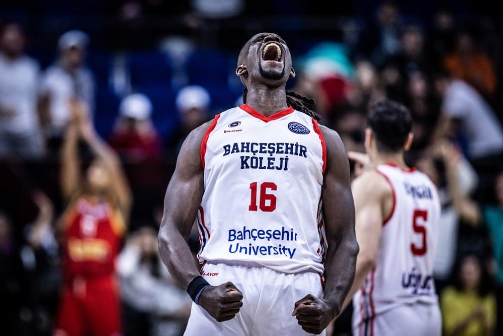 Les Français de l’étranger : Les Tricolores brillent en Turquie, des ...